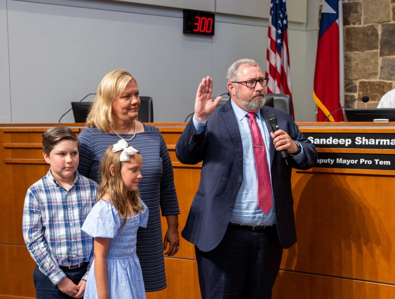 Flower Mound councilman announces re-election bid - Cross Timbers ...