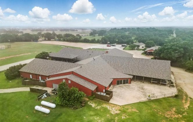 Circle R Ranch seeks buyer to carry on its legacy - Cross Timbers ...