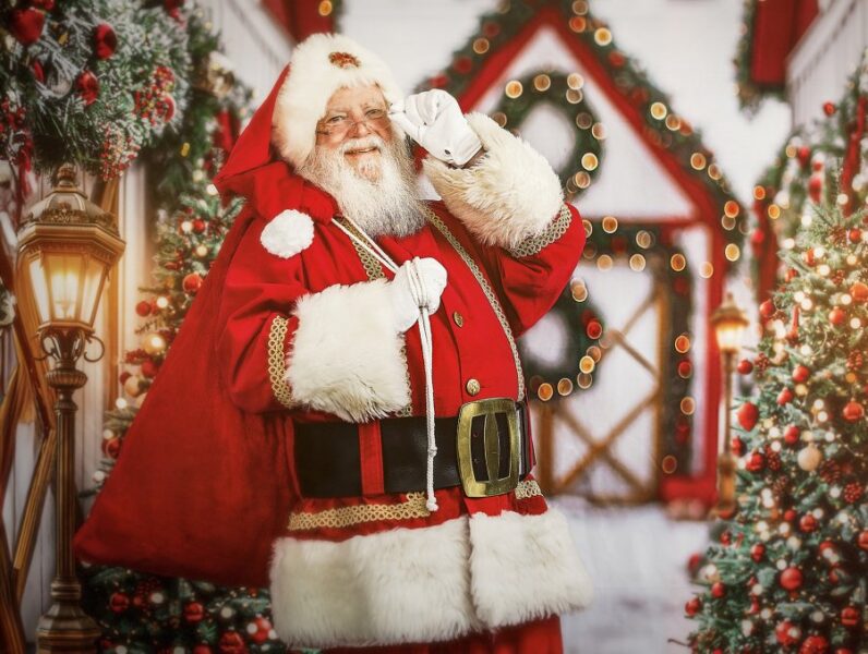 Santa Vince keeps the magic of Christmas alive in southern Denton ...